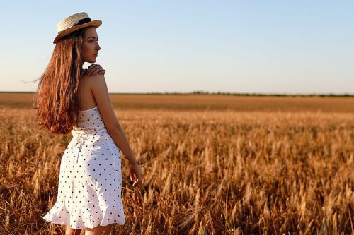 Cheveux verts après une coloration végétale : normal